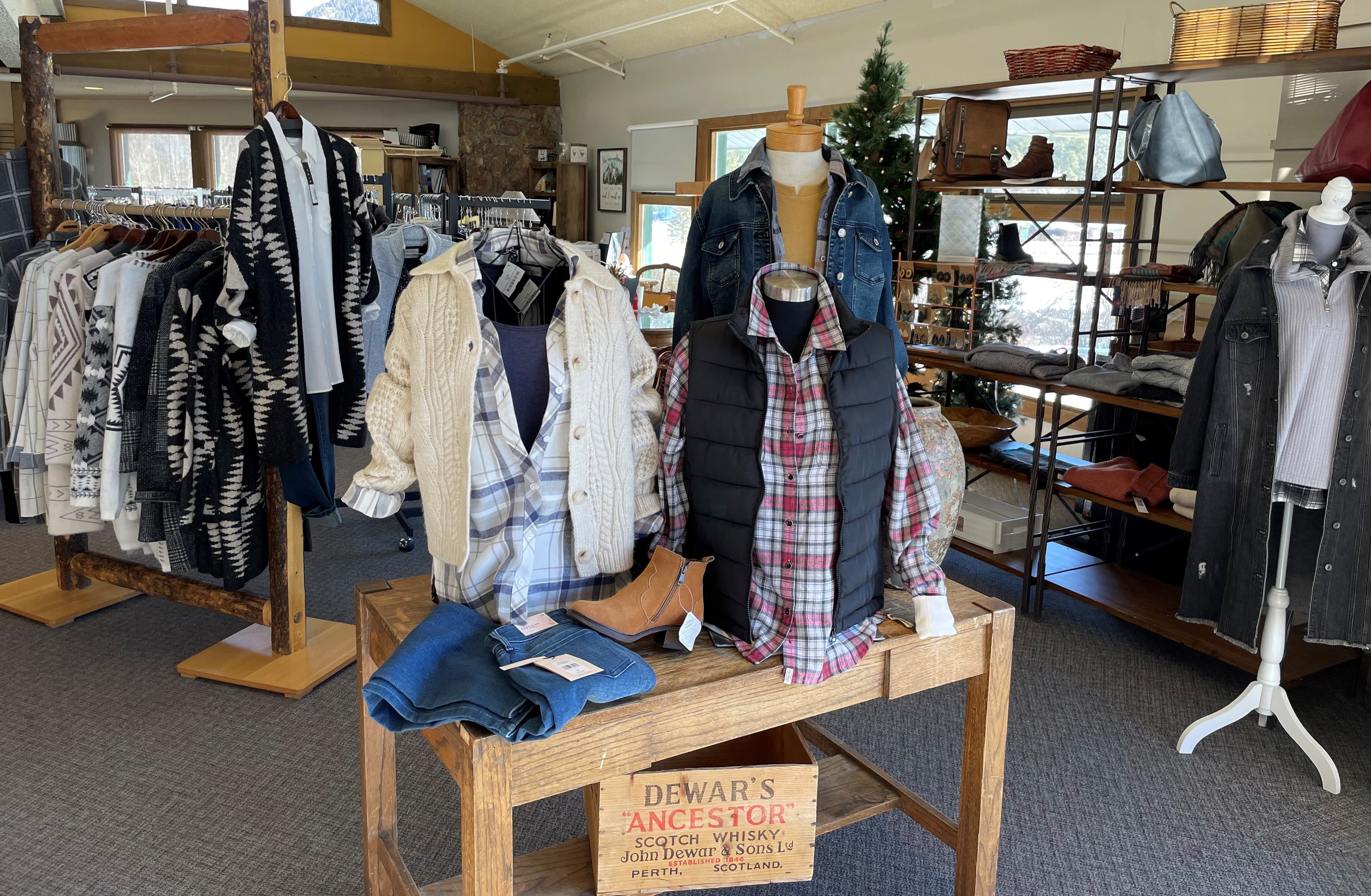 Womens Clothing – The Mad Moose